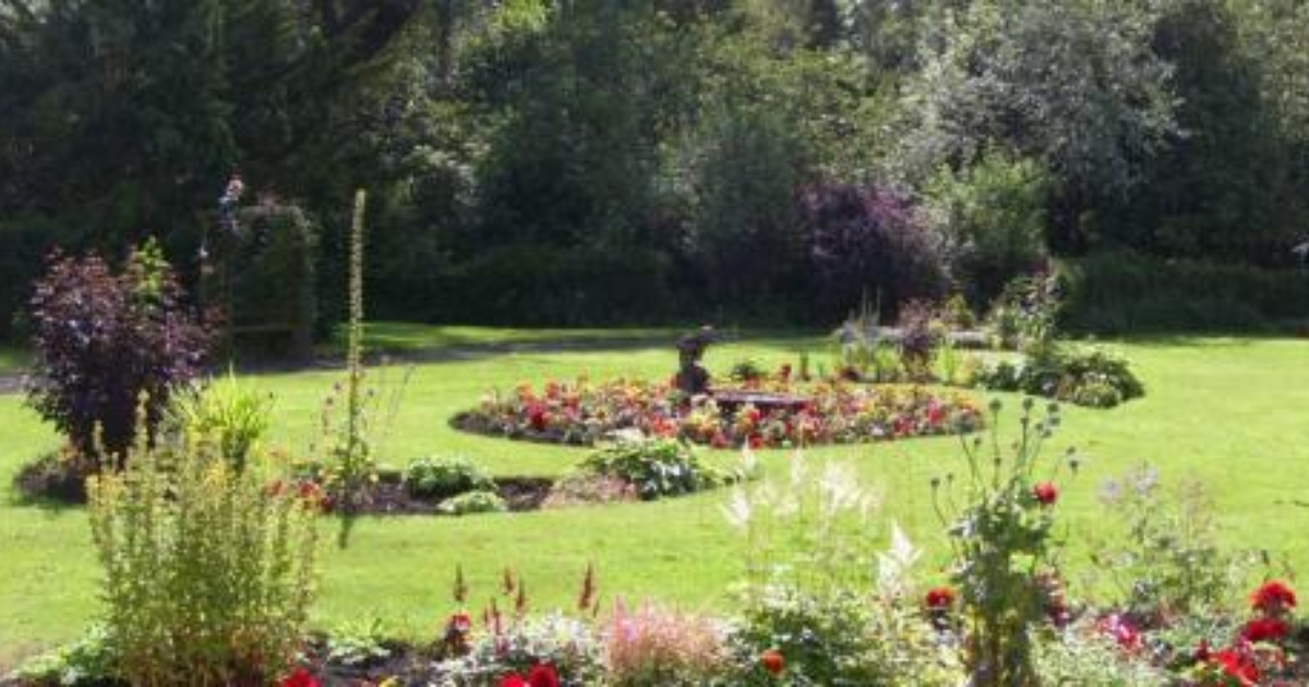 Almondell & Calderwood Country Park - West Lothian Council